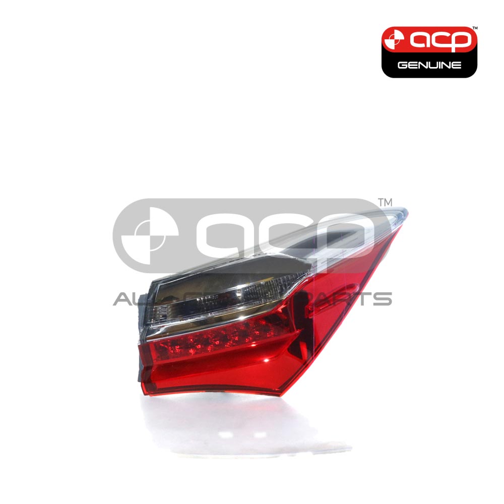LED Tail Lamp Drivers Side Genuine Suits Toyota Corolla ZRE172R 2013 to ...